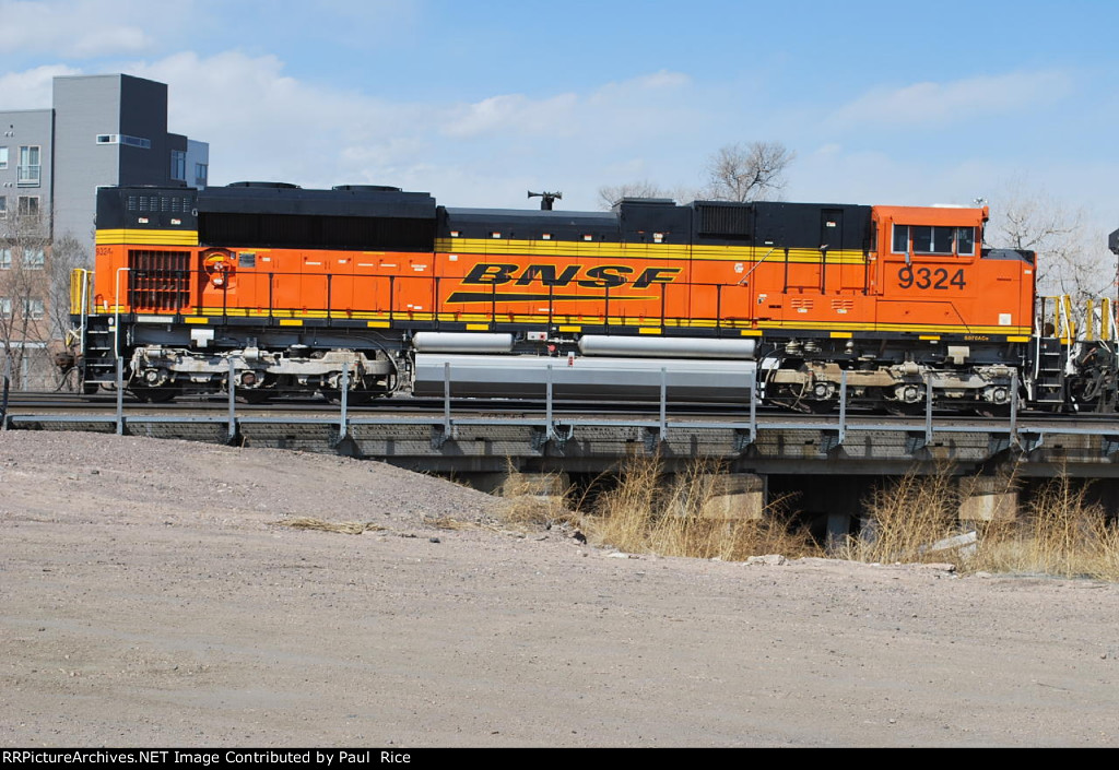 BNSF 9324